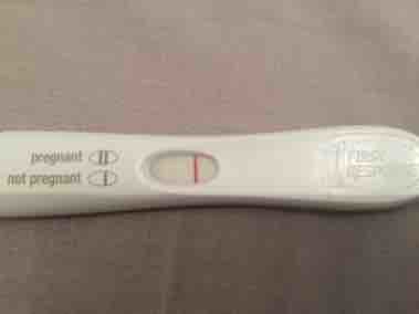Does anyone have have a picture of their positive 9dpo first response ...