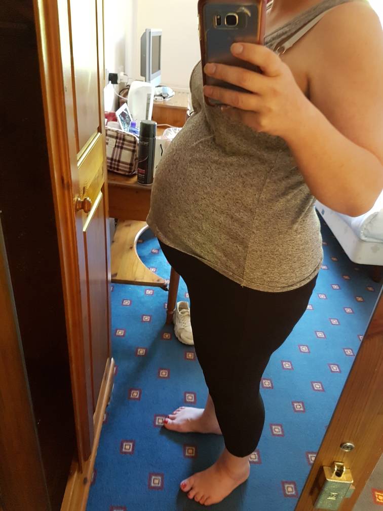 3rd trimester baby bump photos. How big/little is your bump?