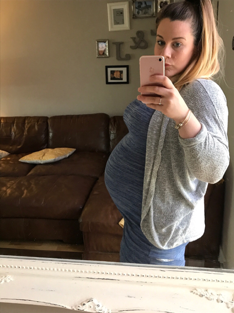 3rd trimester baby bump photos. How big/little is your bump?